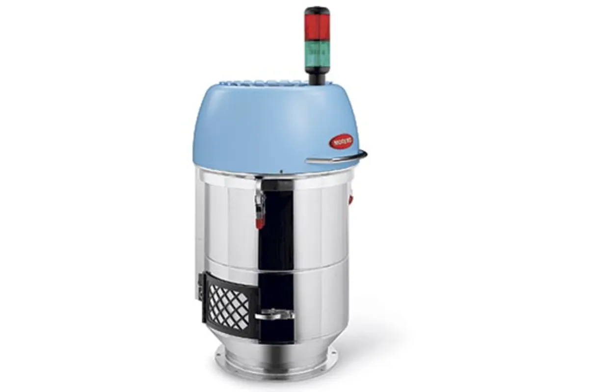 Moretto loader operates with little noise | Plastics Machinery ...