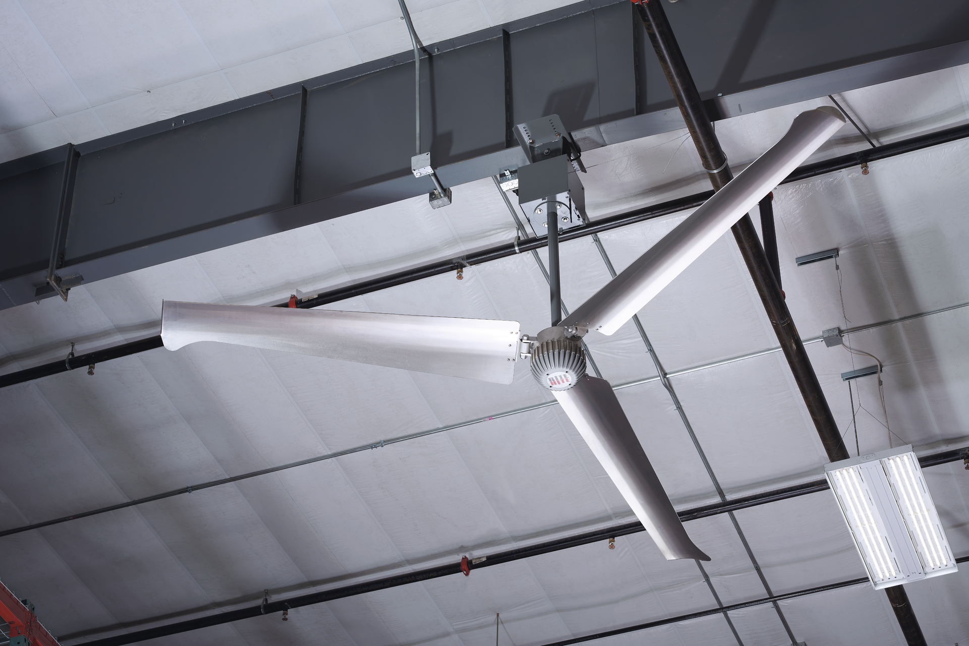 HVLS fans feature direct-drive motors | Plastics Machinery & Manufacturing