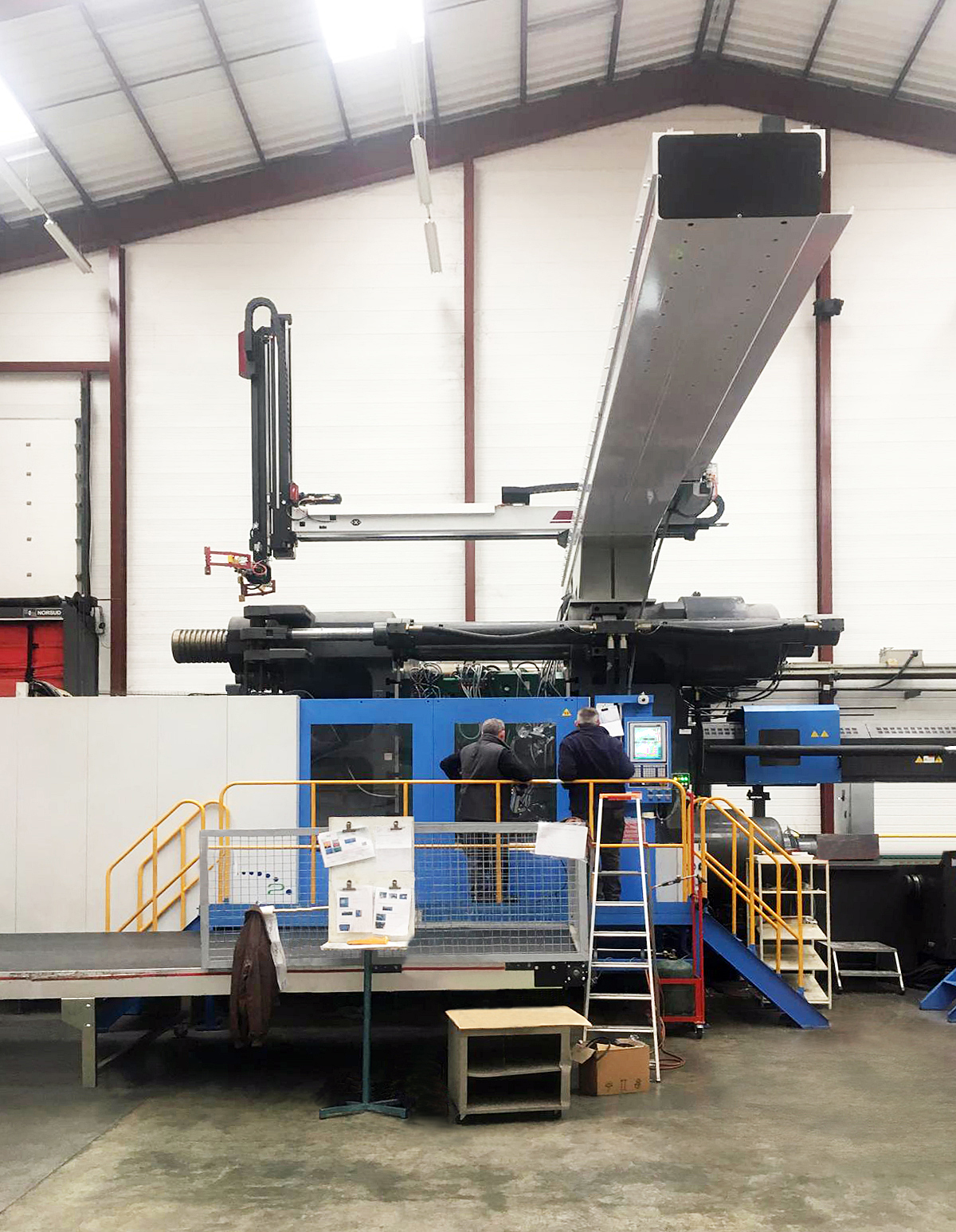 Cartesian robot is Wittmann's largest | Plastics Machinery Manufacturing