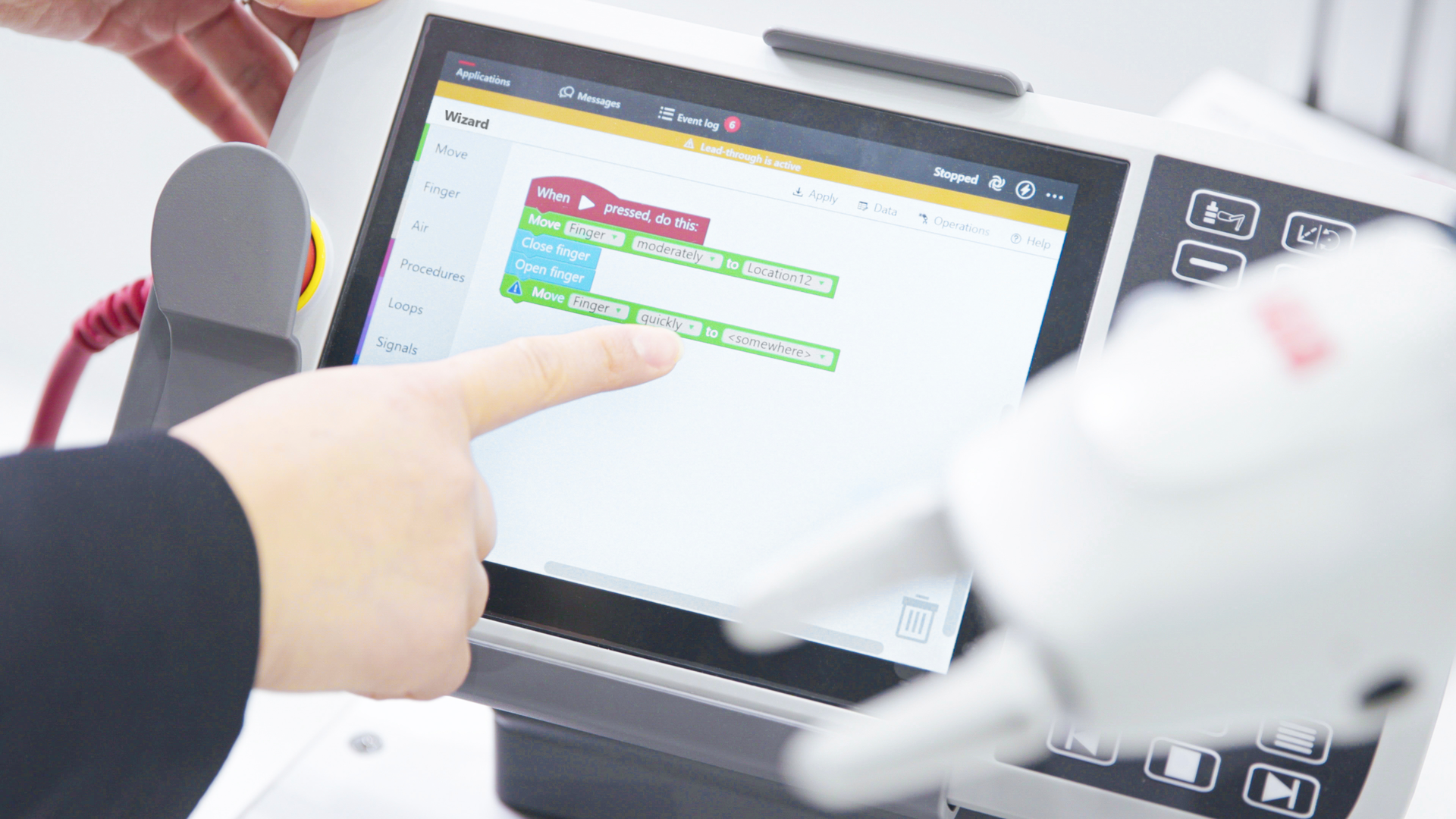Software wizard simplifies cobot programming | Plastics Machinery ...