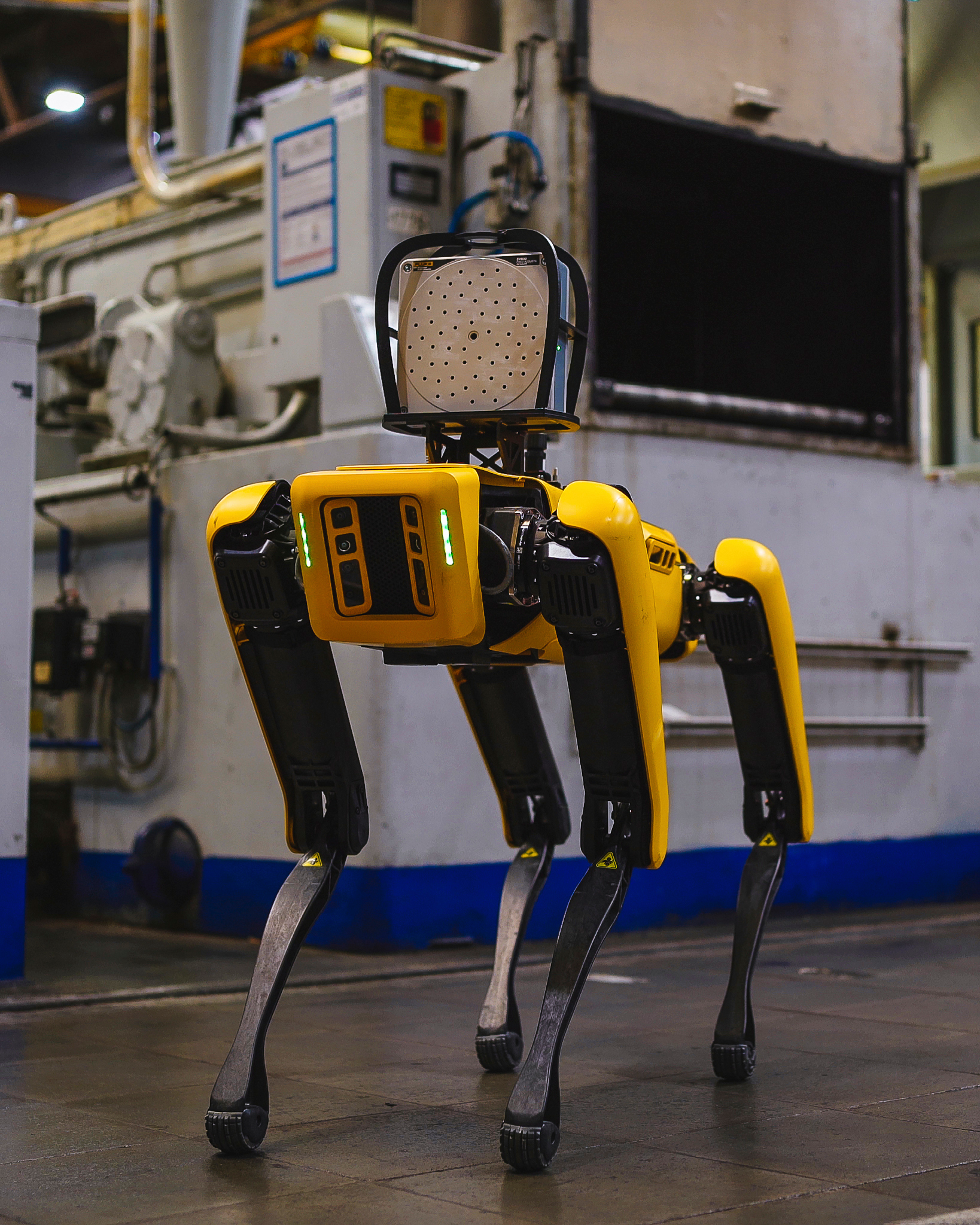 Fluke acoustic imager now walks the walk | Plastics Machinery ...