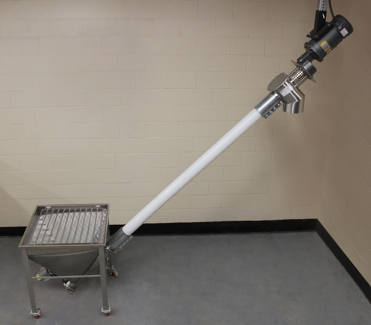 Spiralfeeder screw conveyor has larger infeed opening | Plastics ...