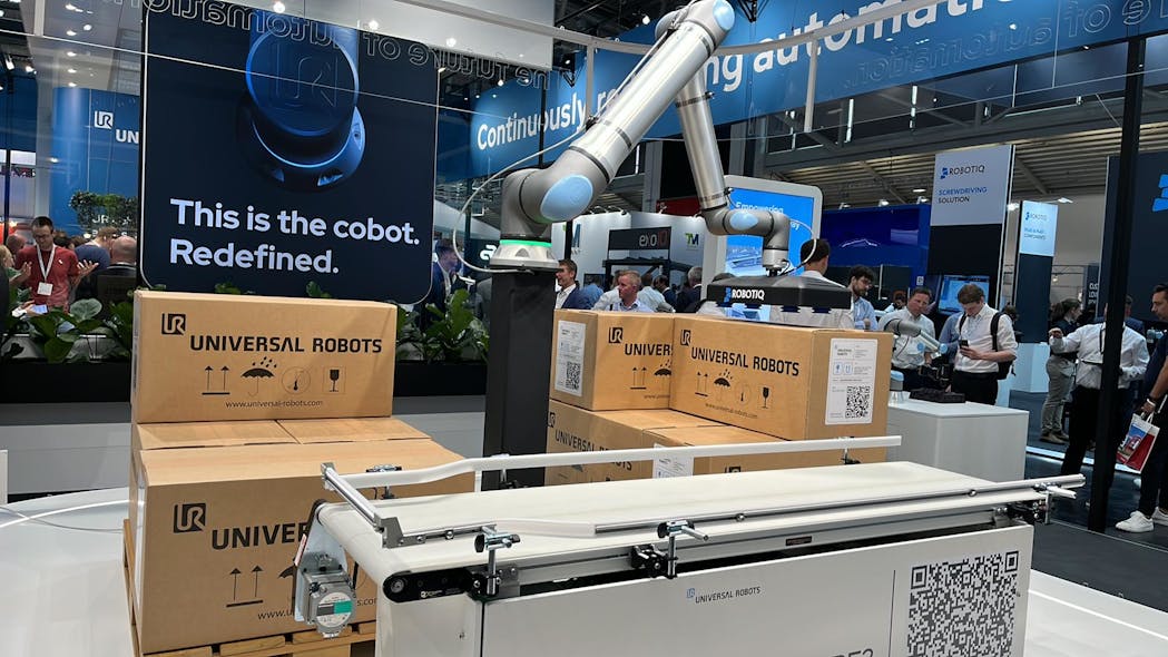 Universal Robots unveils faster cobot with greater payload | Plastics ...
