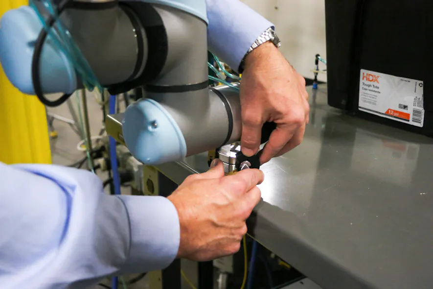 Cobot add-on makes reprogramming easy | Plastics Machinery & Manufacturing