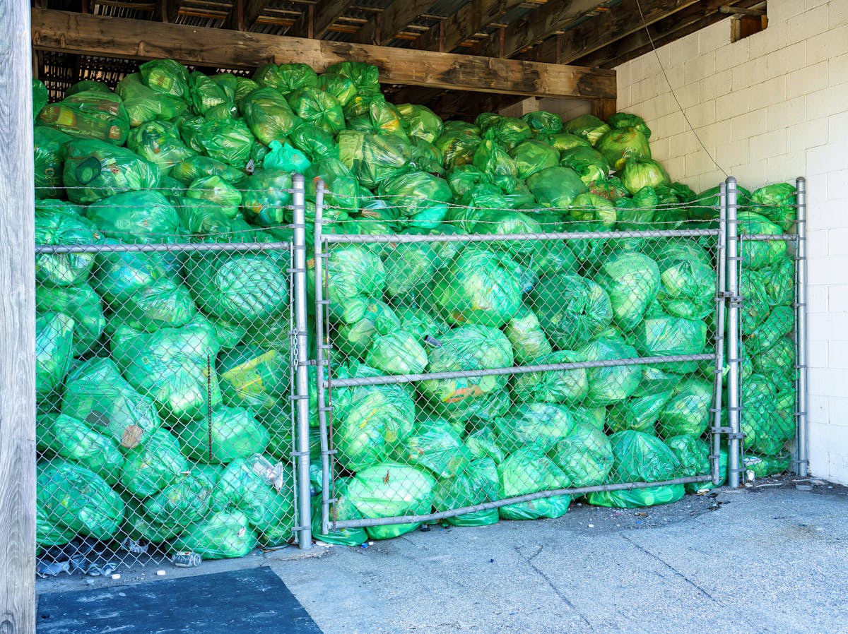 Resin8 process turns waste plastic into concrete additive | Plastics ...