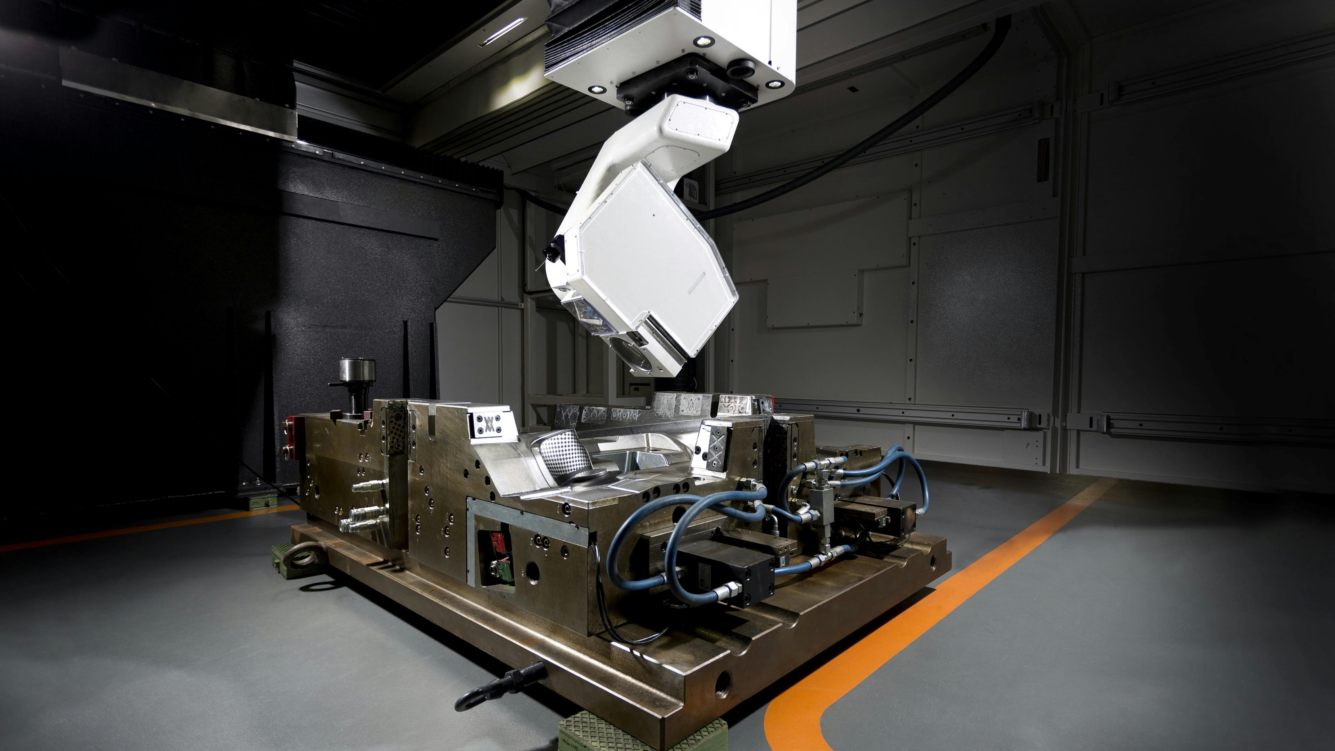 Deciphering digital textures for blow molds | Plastics Machinery ...